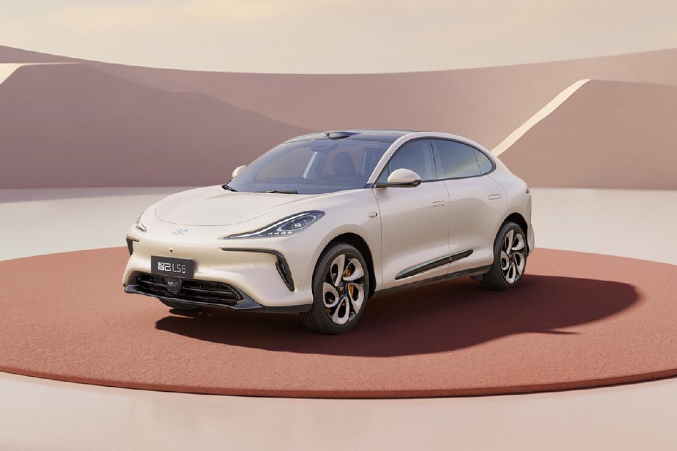 【智己汽车2023款智己LS6 Max超强性能版】报价_参数_图片 – 新浪汽车